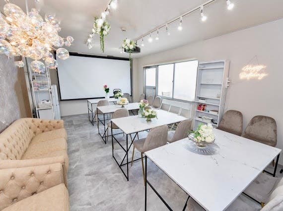 心斎橋駅30秒🌼最大33人24時間利用OK♡大丸心斎橋目の前/120インチ高機能プロジェクター/結婚式二次会♡懇親会♡オフ会の写真8