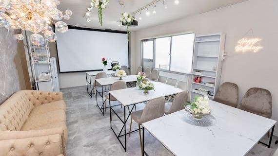 心斎橋駅30秒🌼最大33人24時間利用OK♡大丸心斎橋目の前/120インチ高機能プロジェクター/結婚式二次会♡懇親会♡オフ会の写真8