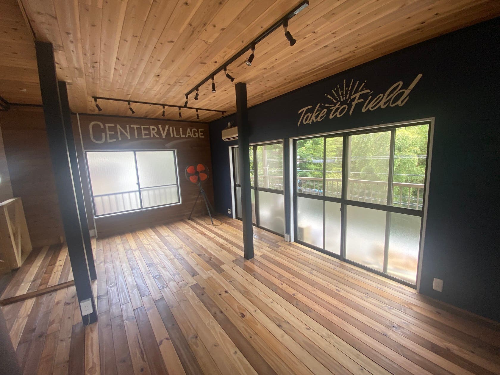 室内に滑り台とブランコがある家族や友人と遊べてゆっくりできる戸建て。の写真4