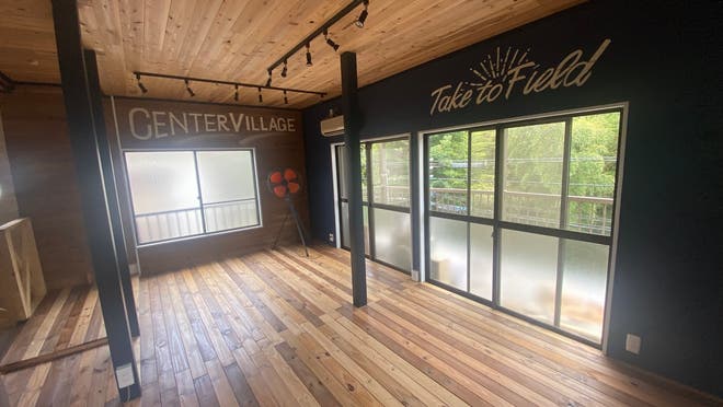 室内に滑り台とブランコがある家族や友人と遊べてゆっくりできる戸建て。の写真4