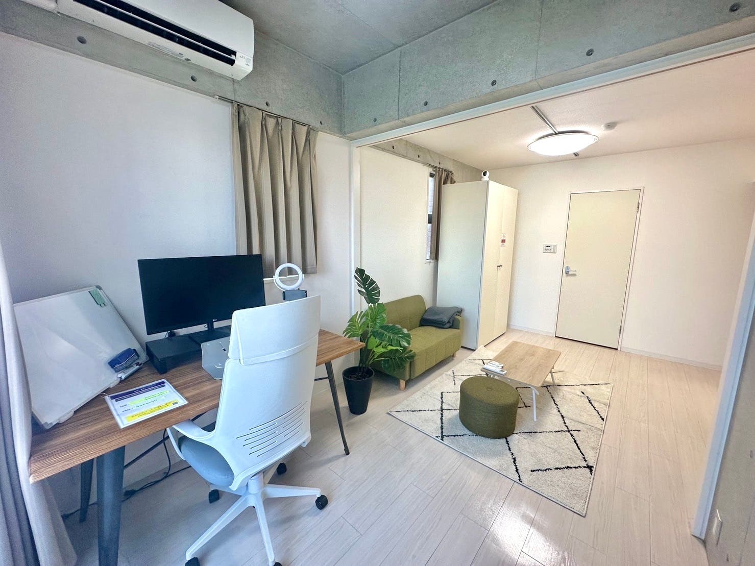 ＜ミニマルオフィス栄901＞完全個室✨モニター/爆速光回線Wi-Fiあり！テレワーク/Web会議,面接/撮影の写真5