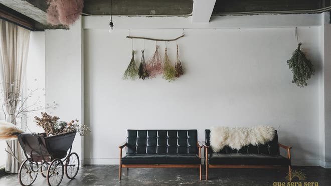 自然光を生かしたノスタルジックなフォトスタジオの写真4