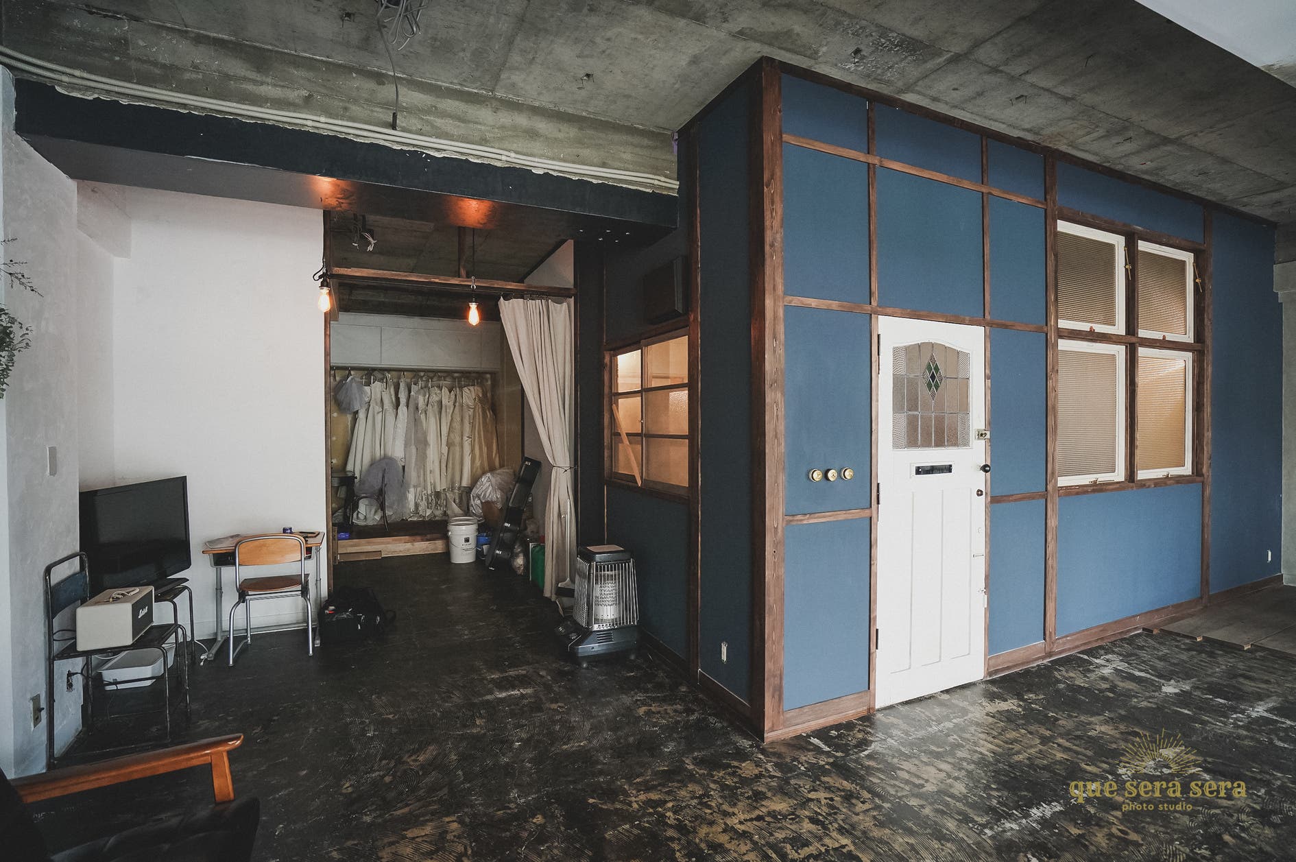 自然光を生かしたノスタルジックなフォトスタジオの写真7