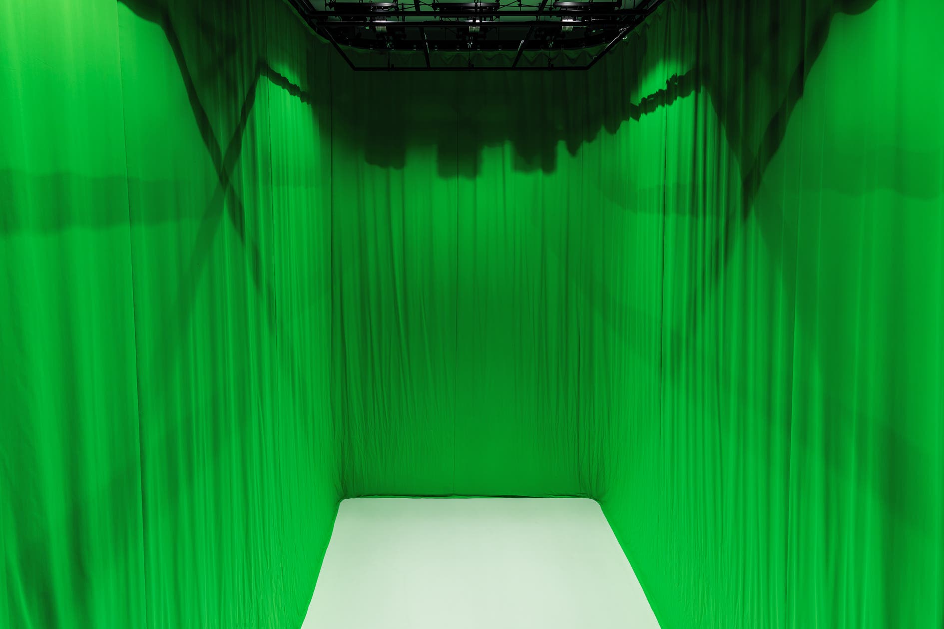 地下鉄烏丸線四条駅から徒歩8分のマッピングができる撮影スタジオ・イベントスペースの写真4