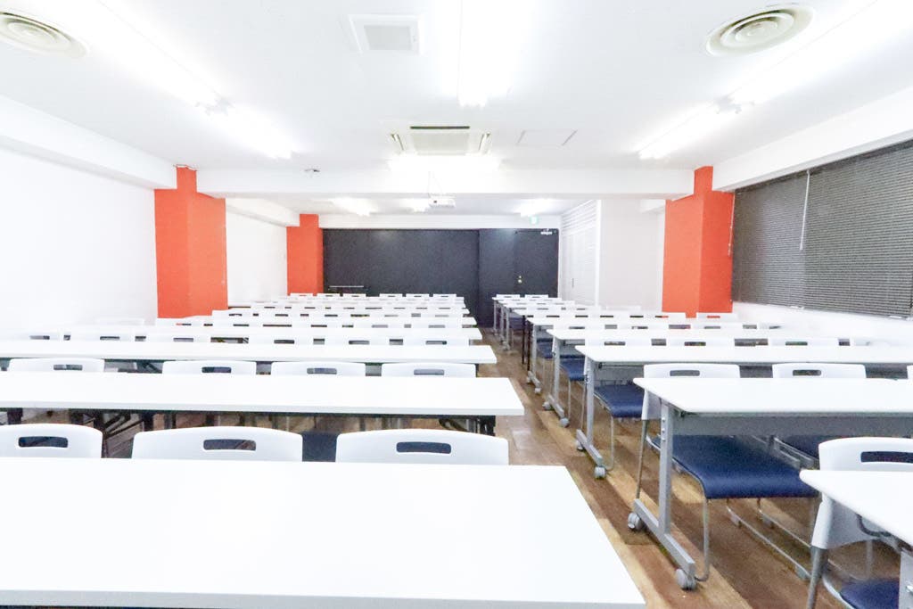 【渋谷駅1分！ヒカリエ隣！81名】プロジェクター・ホワイトボード・WiFi・無線マイク全て無料！ふれあい貸し会議室 渋谷No89の写真5