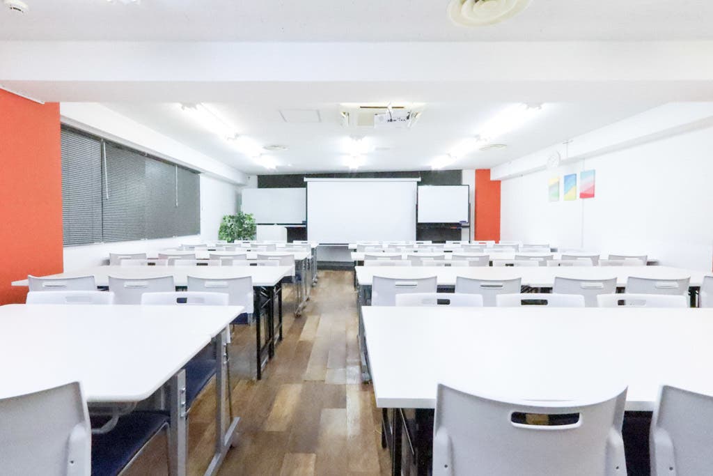 【渋谷駅1分！ヒカリエ隣！81名】プロジェクター・ホワイトボード・WiFi・無線マイク全て無料！ふれあい貸し会議室 渋谷No89の写真6