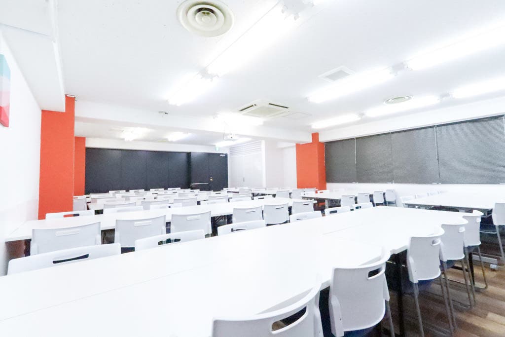 【渋谷駅1分！ヒカリエ隣！81名】プロジェクター・ホワイトボード・WiFi・無線マイク全て無料！ふれあい貸し会議室 渋谷No89の写真9