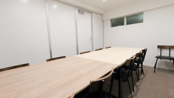 【品川駅 徒歩3分!完全個室!14名使用可!】大型モニター・WiFi無料!土足OK!ふれあい貸し会議室 品川No85の写真5