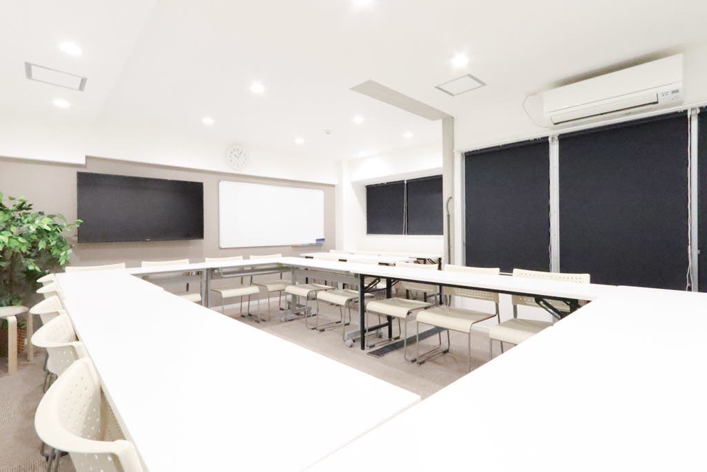 【品川駅　徒歩3分！完全個室！30名使用可！】大型モニター・WiFi無料！土足OK！ふれあい貸し会議室 品川No87の写真11