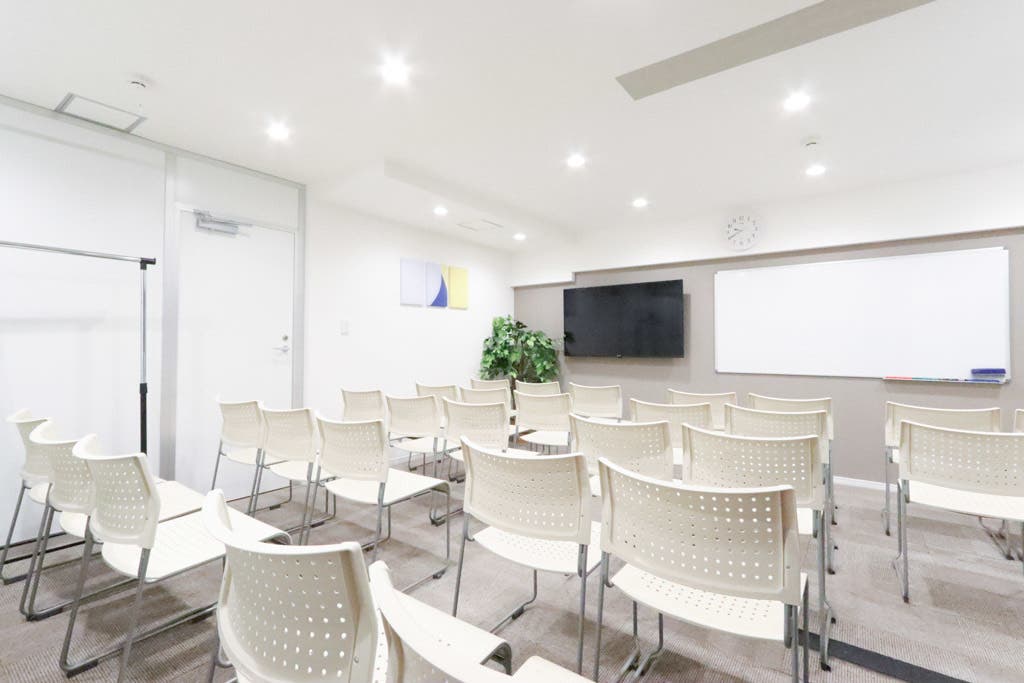 【品川駅　徒歩3分！完全個室！30名使用可！】大型モニター・WiFi無料！土足OK！ふれあい貸し会議室 品川No87の写真16