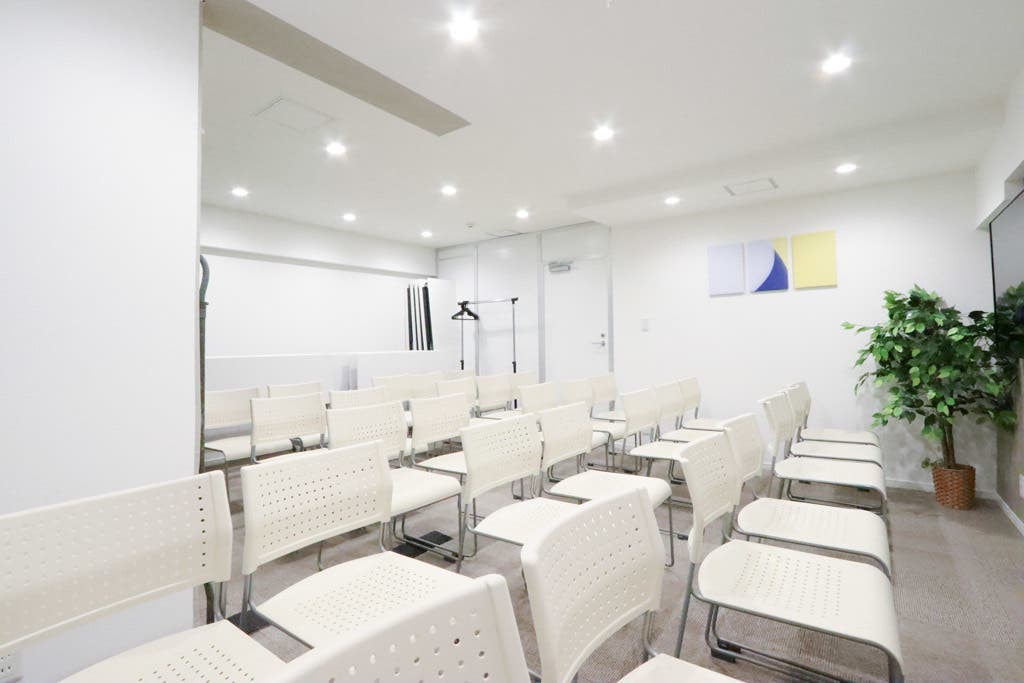 【品川駅　徒歩3分！完全個室！30名使用可！】大型モニター・WiFi無料！土足OK！ふれあい貸し会議室 品川No87の写真19