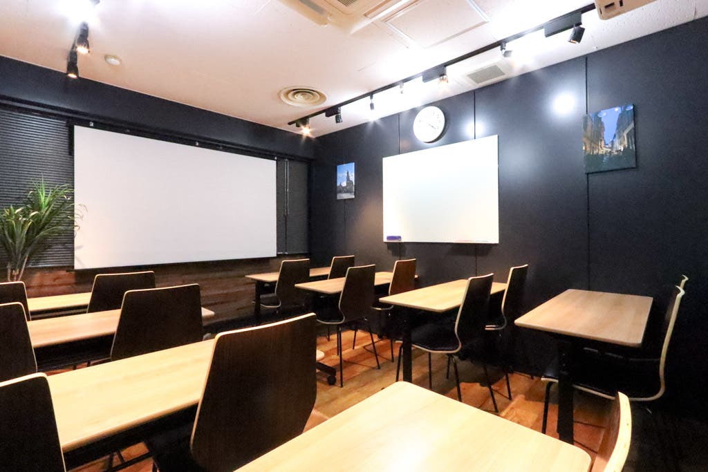 【渋谷駅1分！ヒカリエ隣！16名】プロジェクター・ホワイトボード・WiFi無料！お洒落な空間！ふれあい貸し会議室 渋谷No90の写真1