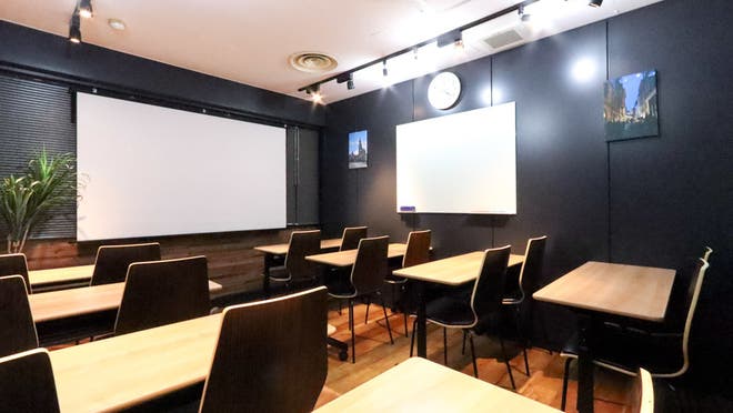 【渋谷駅1分!ヒカリエ隣!16名】プロジェクター・ホワイトボード・WiFi無料!お洒落な空間!ふれあい貸し会議室 渋谷No90の写真1