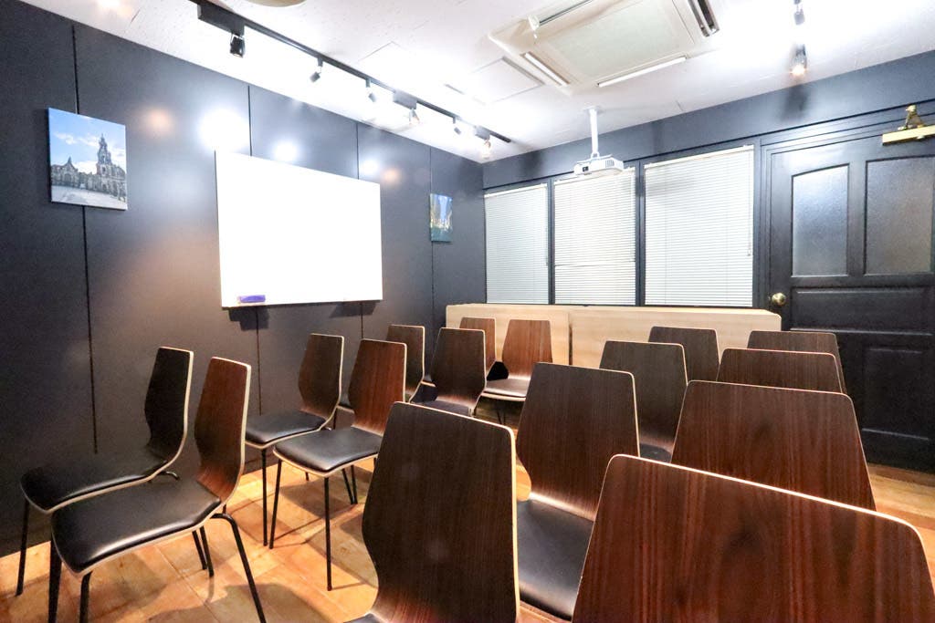 【渋谷駅1分！ヒカリエ隣！16名】プロジェクター・ホワイトボード・WiFi無料！お洒落な空間！ふれあい貸し会議室 渋谷No90の写真13