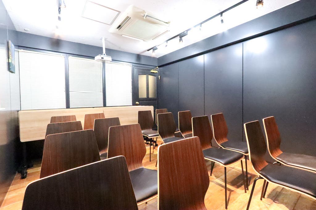 【渋谷駅1分！ヒカリエ隣！16名】プロジェクター・ホワイトボード・WiFi無料！お洒落な空間！ふれあい貸し会議室 渋谷No90の写真14