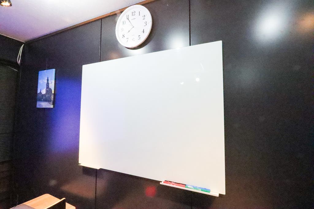 【渋谷駅1分！ヒカリエ隣！16名】プロジェクター・ホワイトボード・WiFi無料！お洒落な空間！ふれあい貸し会議室 渋谷No90の写真21