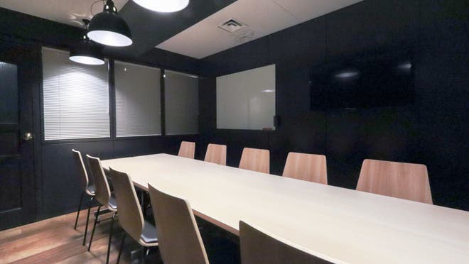 【渋谷駅1分!ヒカリエ隣!16名】大型ディスプレイ・ホワイトボード・WiFi無料!お洒落な空間!ふれあい貸し会議室 渋谷No91の写真7