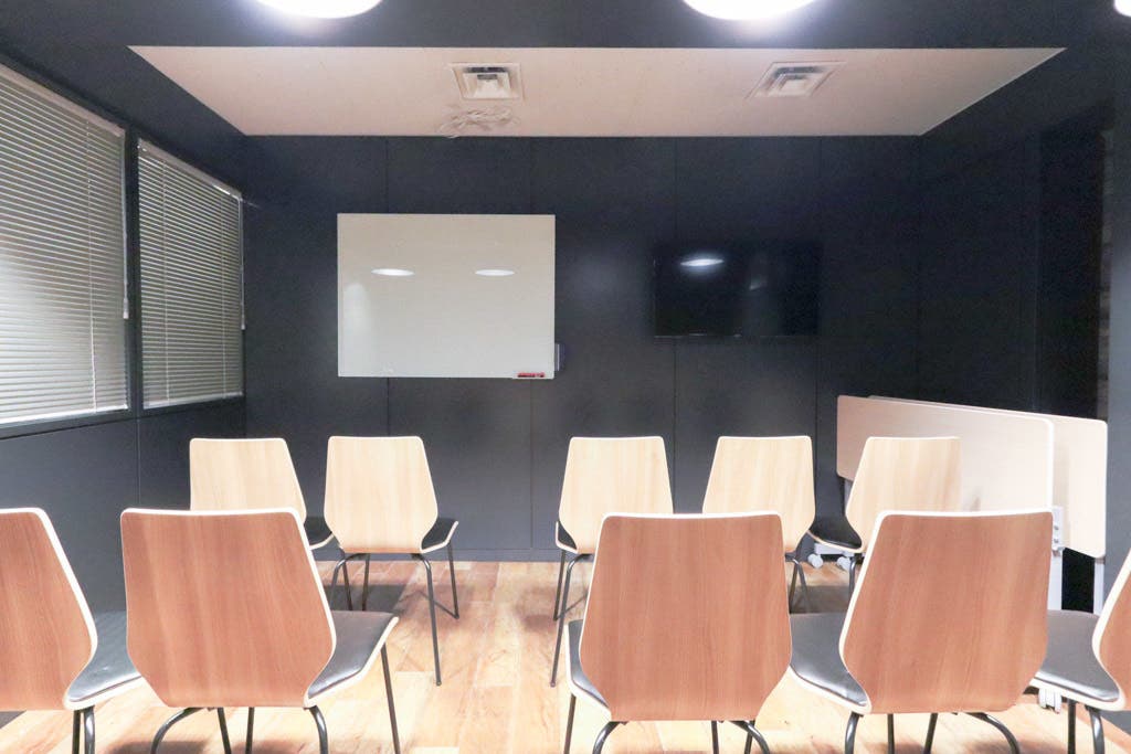 【渋谷駅1分！ヒカリエ隣！16名】大型ディスプレイ・ホワイトボード・WiFi無料！お洒落な空間！ふれあい貸し会議室 渋谷No91の写真11