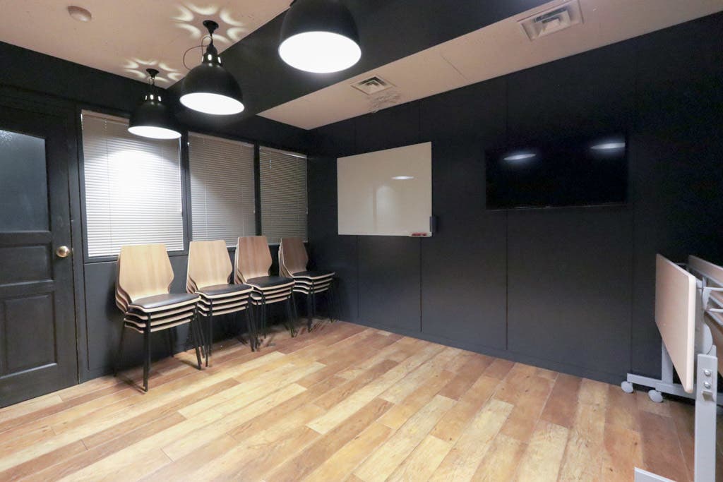 【渋谷駅1分！ヒカリエ隣！16名】大型ディスプレイ・ホワイトボード・WiFi無料！お洒落な空間！ふれあい貸し会議室 渋谷No91の写真16