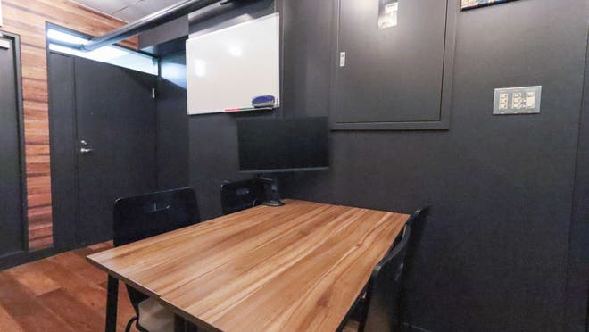 【渋谷駅1分!ヒカリエ隣!4名用】ディスプレイ・ホワイトボード・WiFi無料!ふれあい貸し会議室 オープンスペース渋谷No93の写真2