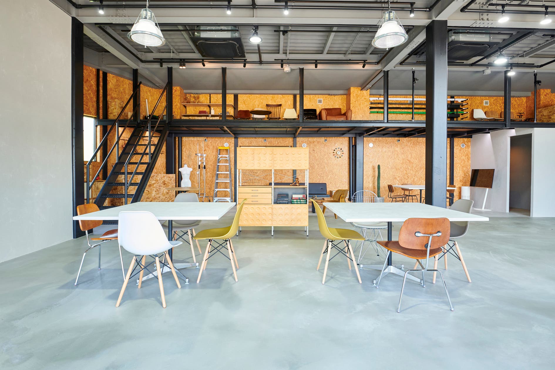 【レビュー特典 】天井高4.0m・125㎡本格撮影スタジオ／駐車場1台無料／渋谷駅から30分／最寄駅『宮崎台駅』の写真5