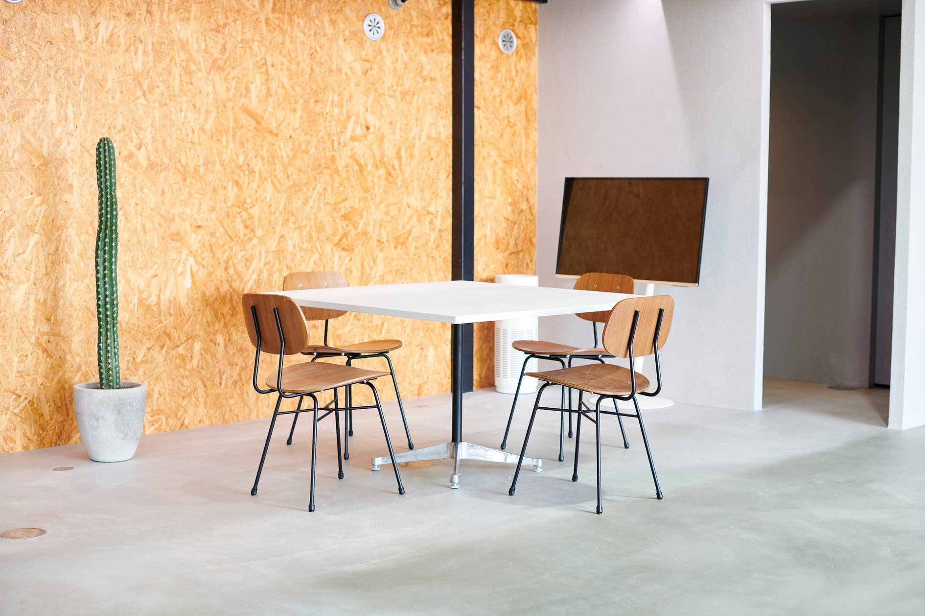 【レビュー特典 】天井高4.0m・125㎡本格撮影スタジオ／駐車場1台無料／渋谷駅から30分／最寄駅『宮崎台駅』の写真6