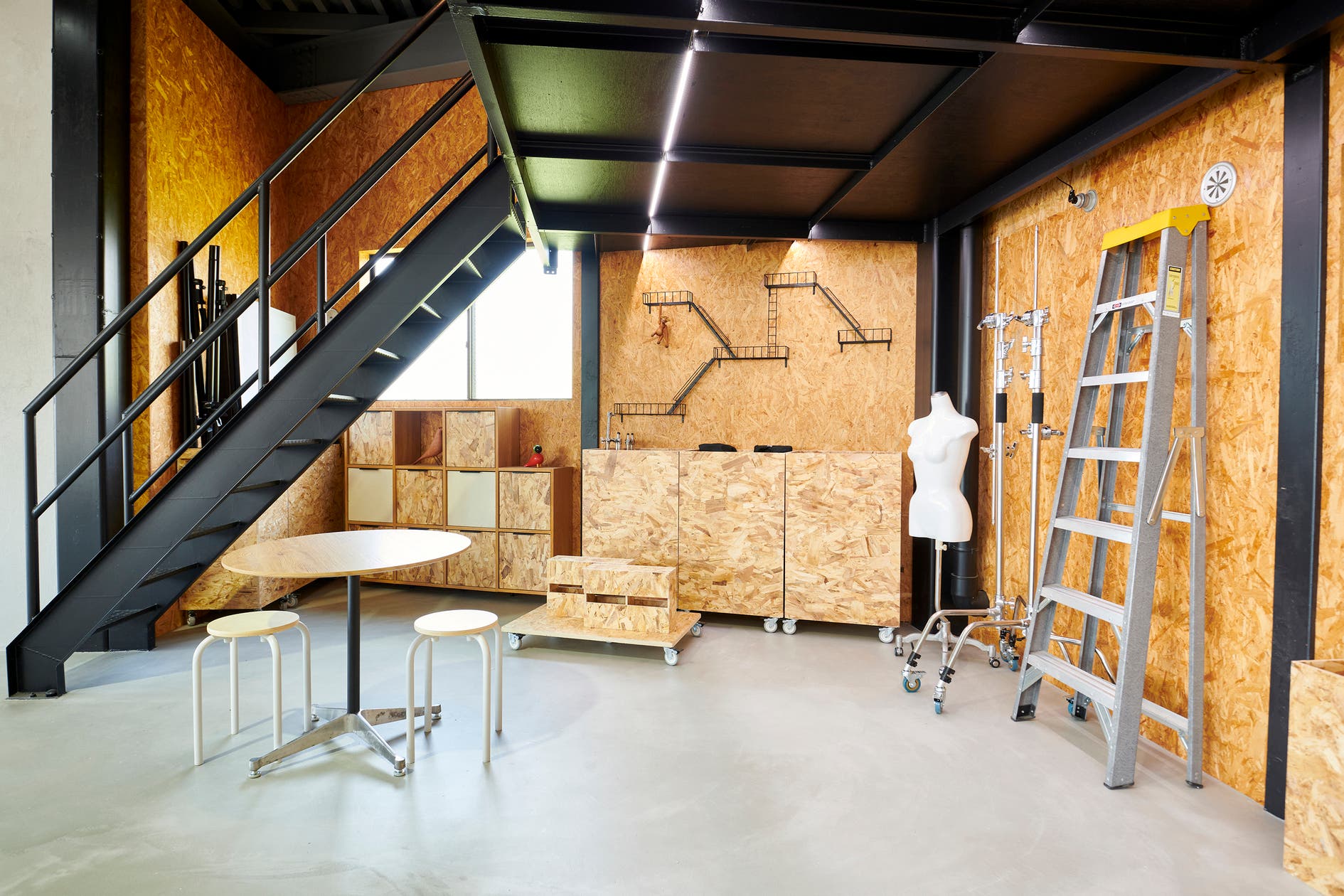 【レビュー特典 】天井高4.0m・125㎡本格撮影スタジオ／駐車場1台無料／渋谷駅から30分／最寄駅『宮崎台駅』の写真8