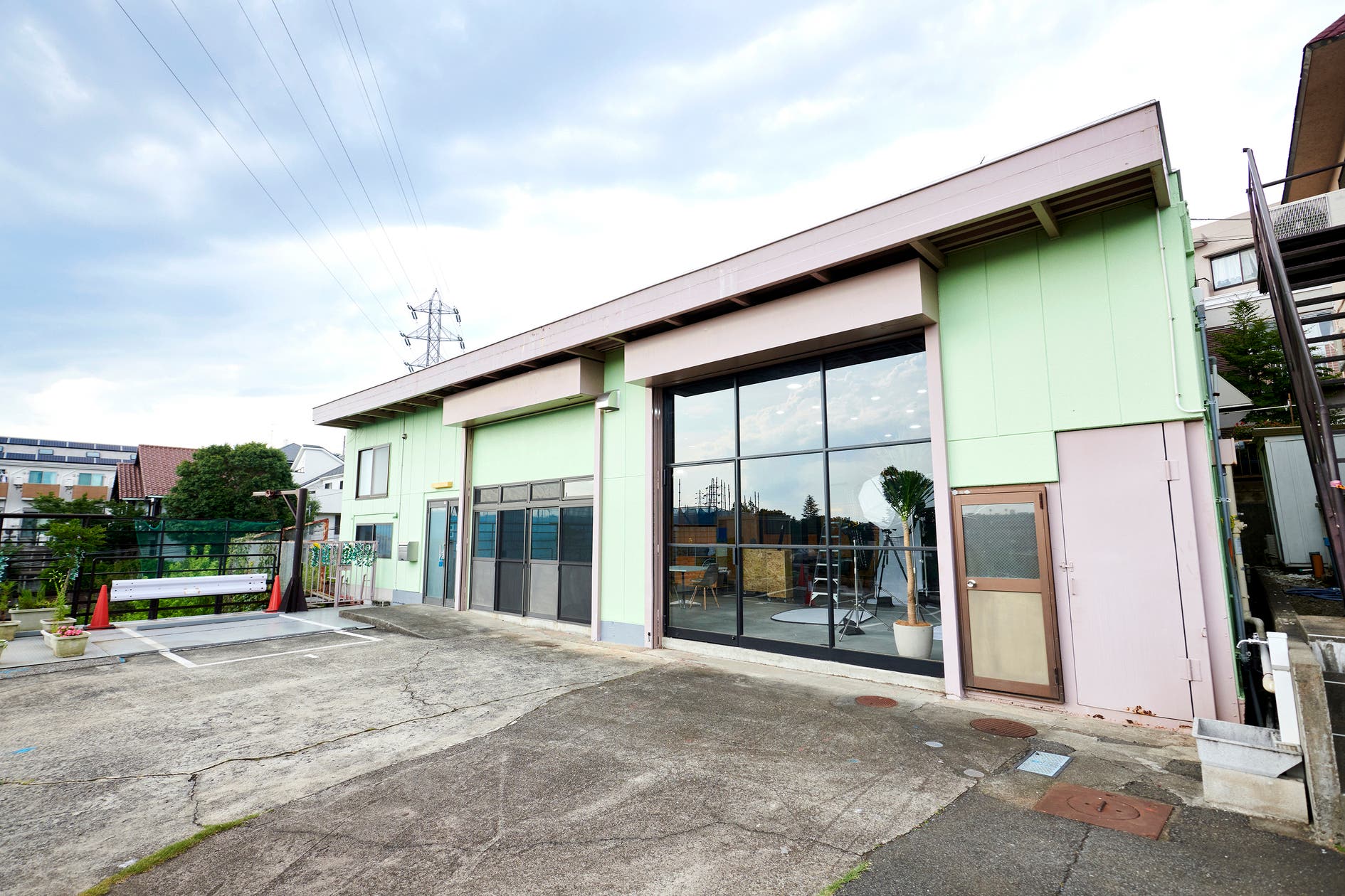 【レビュー特典 】天井高4.0m・125㎡本格撮影スタジオ／駐車場1台無料／渋谷駅から30分／最寄駅『宮崎台駅』の写真15