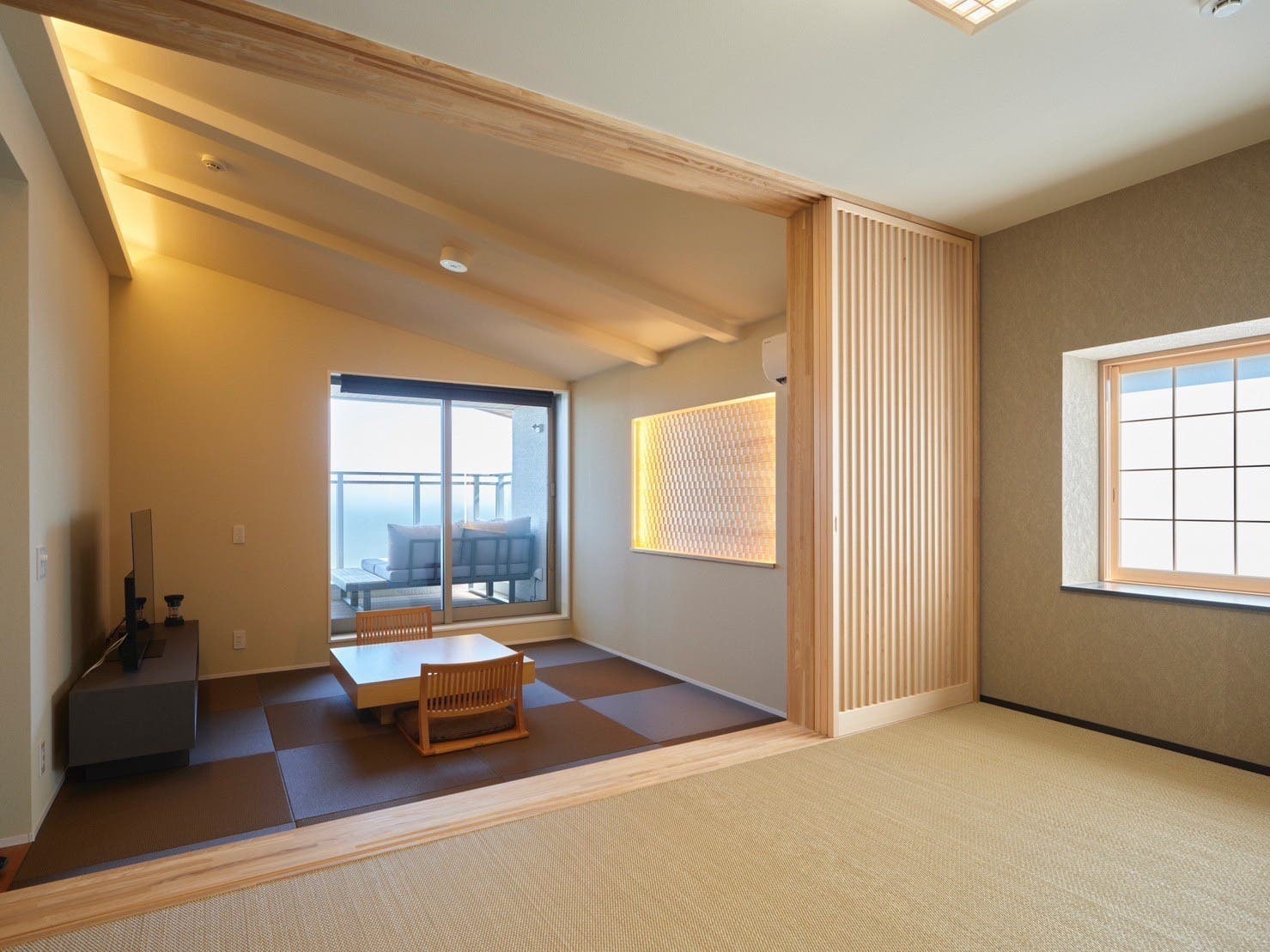 【伊豆高原の大自然！なんでもできる豪華な新築スペース】の写真8