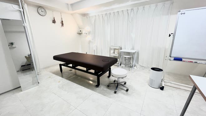 口コミ数NO.1🏆【神戸駅より徒歩1分】完全個室で整体、エステ、カウンセリング、個人レッスンに最適✨の写真2