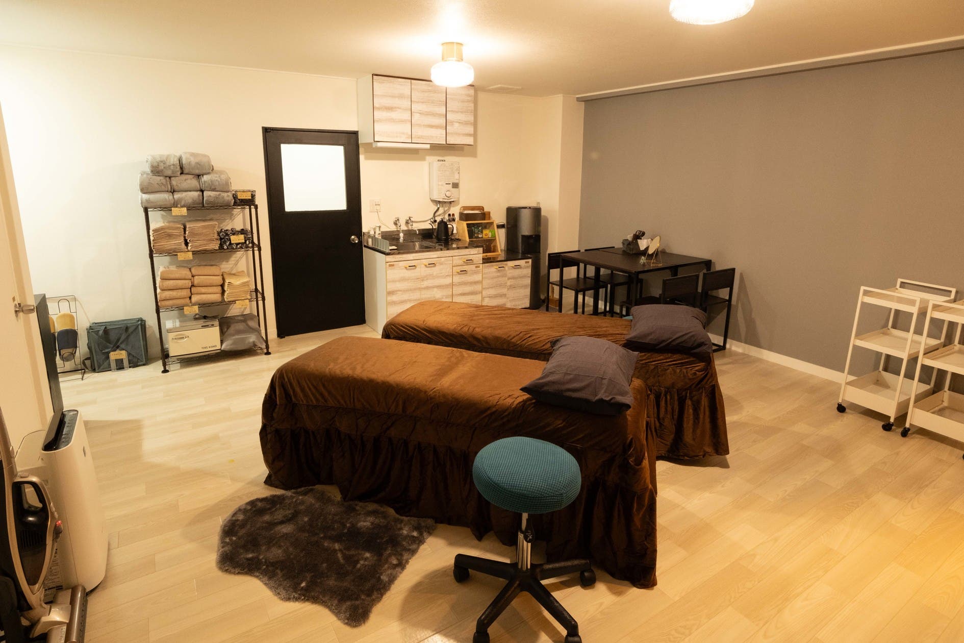 【あくびのすき間】⭐️レンタルサロン⭐️完全個室⭐️備品充実⭐️感染予防対策済🚶‍♀️東梅田駅徒歩５分の写真2