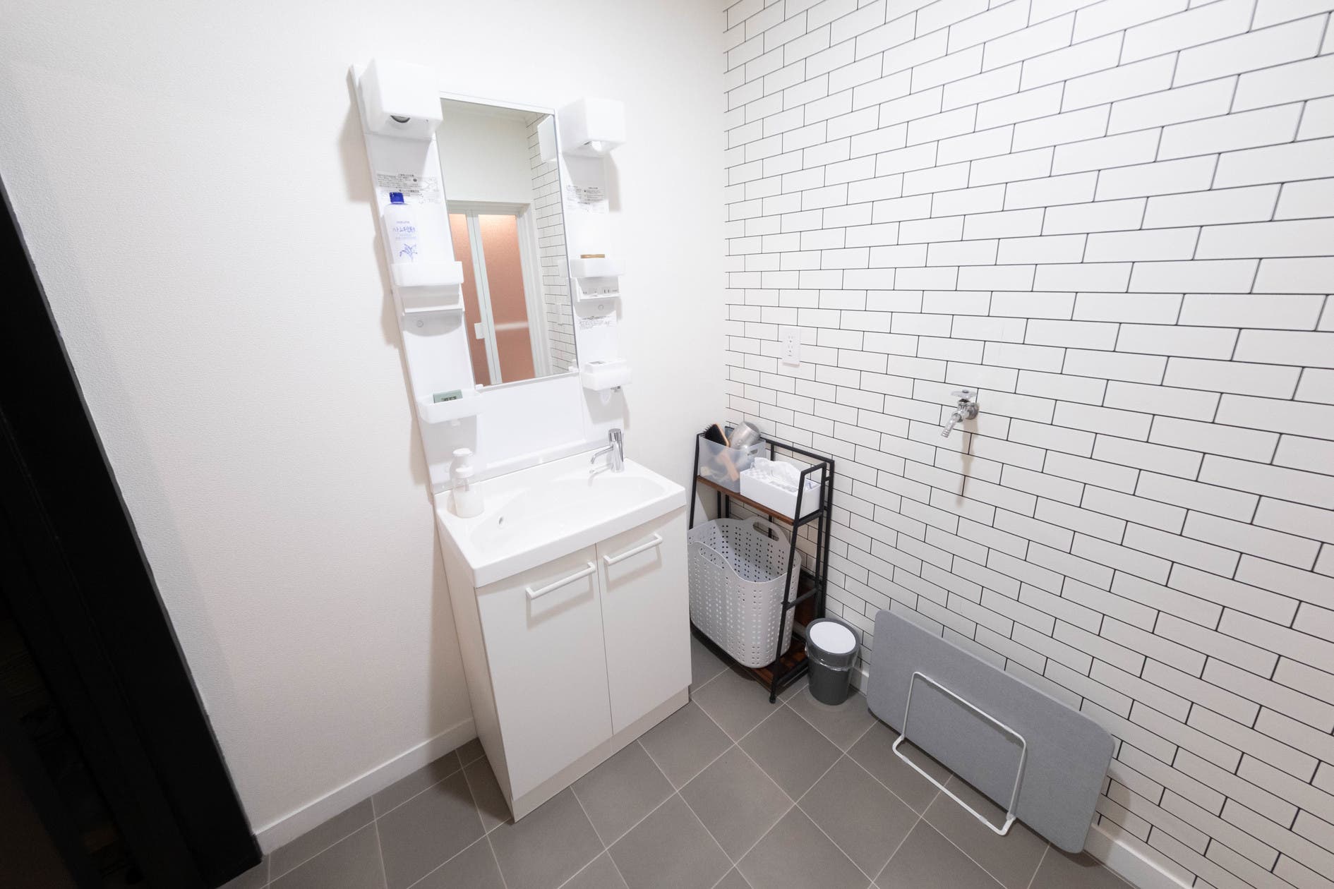 【あくびのすき間】⭐️レンタルサロン⭐️完全個室⭐️備品充実⭐️感染予防対策済🚶‍♀️東梅田駅徒歩５分の写真3