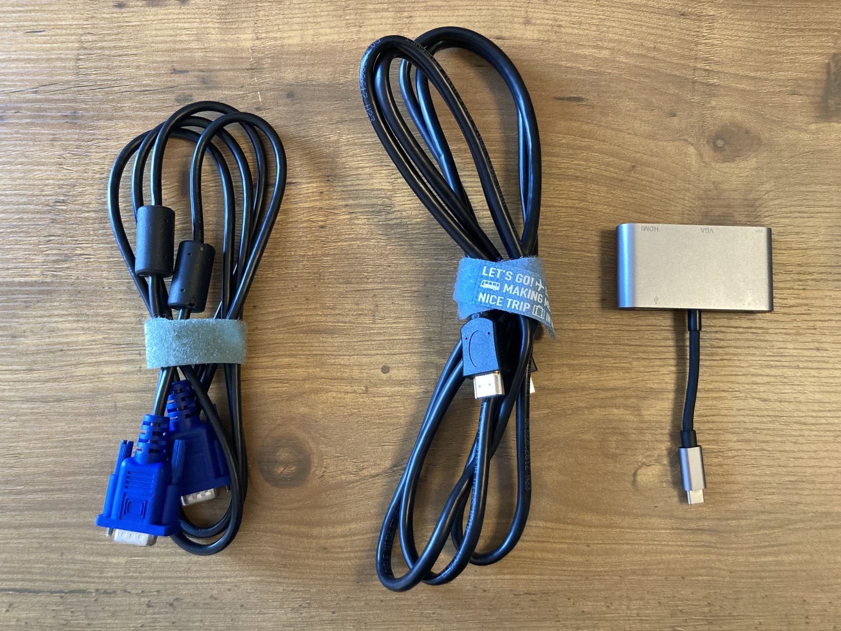 🎬ビジネスプロジェクター（EPSON製）の画像2