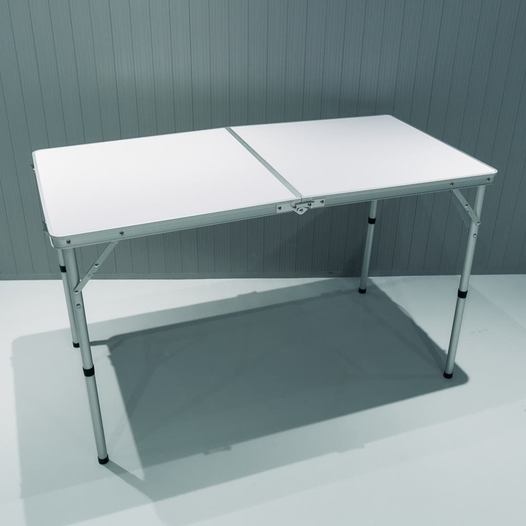 折りたたみ机の画像1