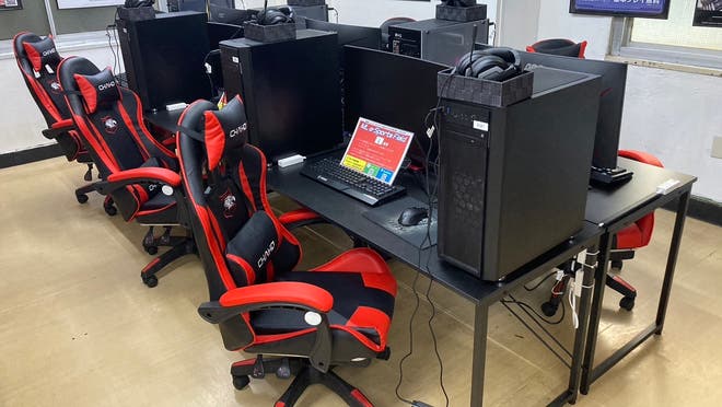 JR錦糸町駅から徒歩3分、24時間いつでも使える、ネットカフェ併設のesports施設の写真11