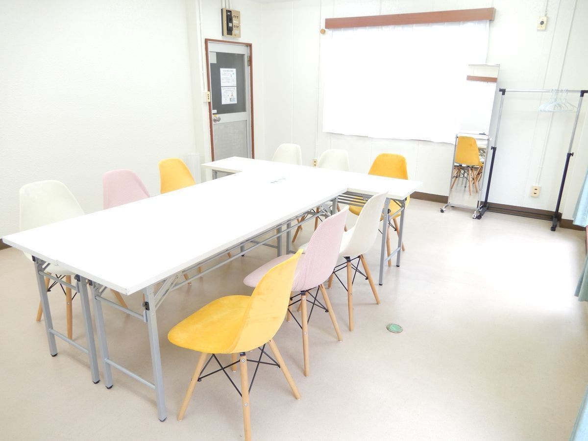  ＜フルーツ会議室　宇都宮駅前＞【室内動画あり】ビジネス・学生応援特価 ⭐️ 明るく広い(25㎡)お部屋 ⭐️ 土足可・飲食可の写真6