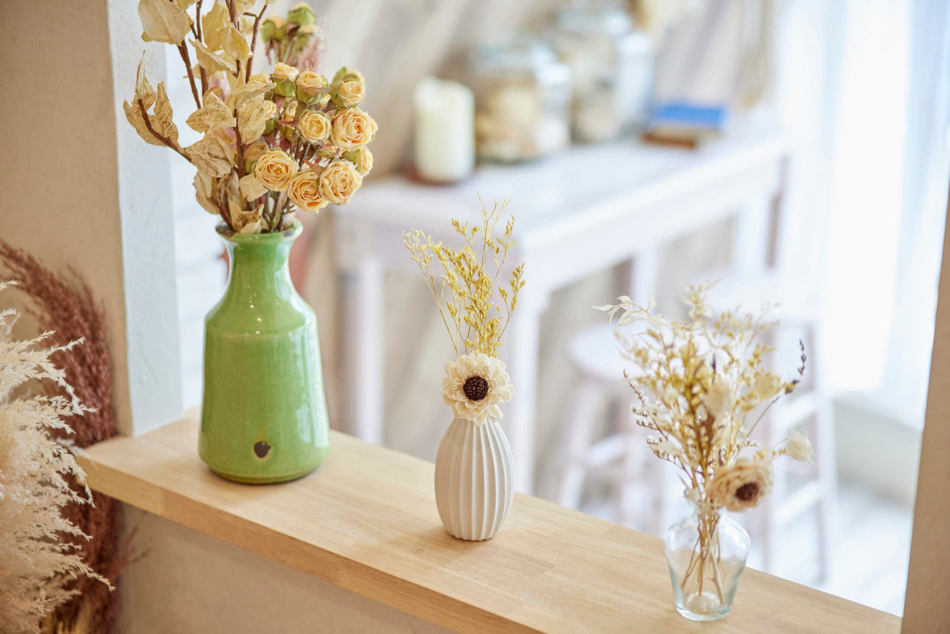 【メレンゲクッキー】アーチ壁とアンティークドア、猫足バスタブがある、おとなカワイイ撮影スタジオの写真19