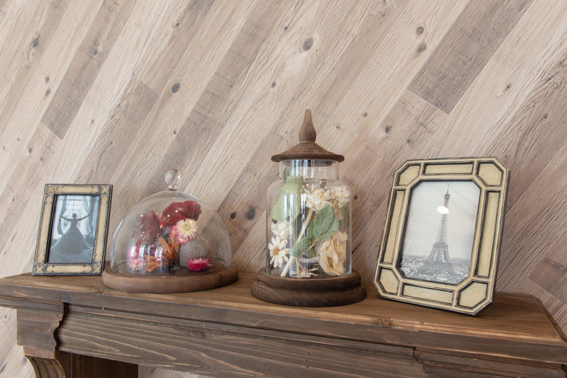 【メレンゲクッキー】アーチ壁とアンティークドア、猫足バスタブがある、おとなカワイイ撮影スタジオの写真20