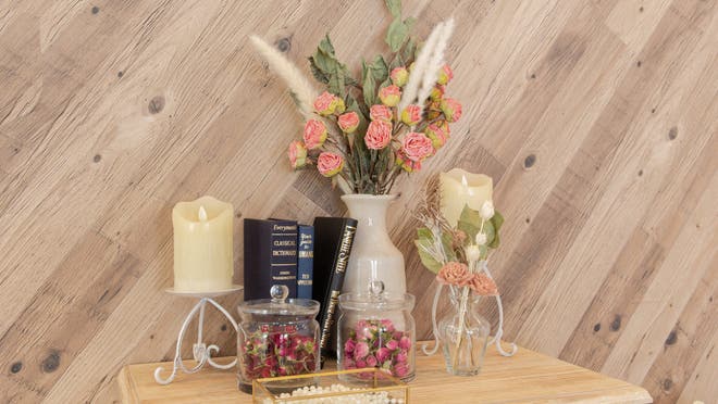 【メレンゲクッキー】アーチ壁とアンティークドア、猫足バスタブがある、おとなカワイイ撮影スタジオの写真17