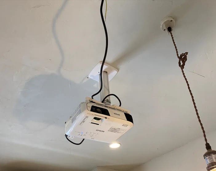 cafe併設のミーティングルーム★プロジェクターが無料でご利用いただけます！の写真12