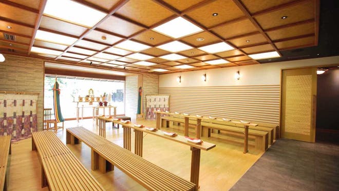 撮影限定 和庭園が見える伝統とモダンが調和する式場で本格撮影の写真3