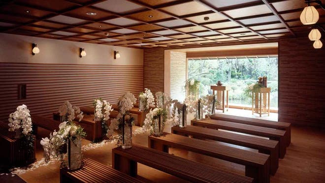 撮影限定 和庭園が見える伝統とモダンが調和する式場で本格撮影の写真5