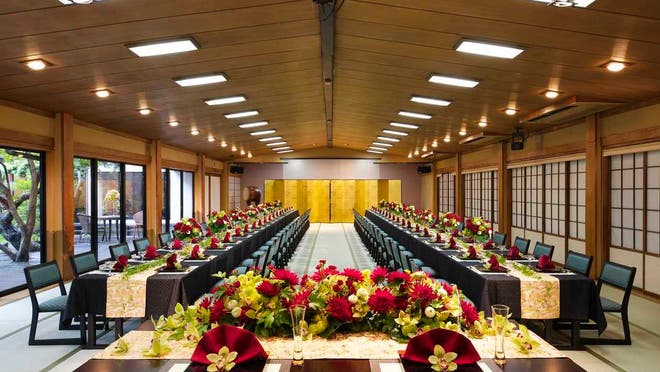 撮影限定 一万坪の庭園を一望できる大広間で本格撮影 竹河の写真1