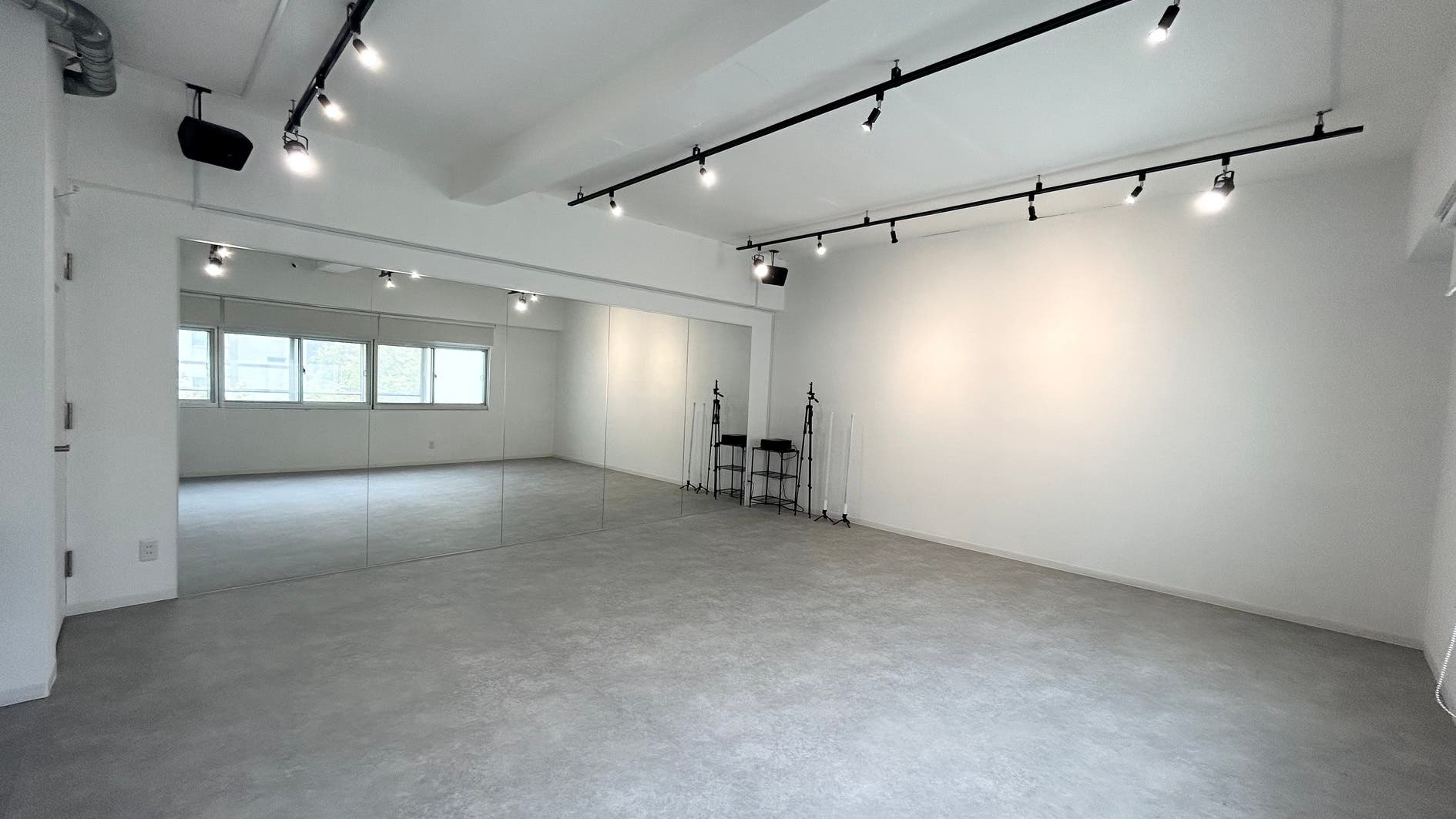 札幌中心部・駅徒歩1分でアクセス抜群！！綺麗でオシャレ、SNS映え◎なレンタルスタジオ♪の写真6