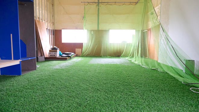 (2F)無料Wi-Fi、室内人工芝♪ 天候に関係なくトレーニングやお子様が走り回れるワクワクスペース♪の写真2