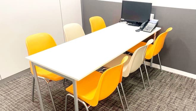 名古屋会議室 プライム 第11会議室【名古屋駅徒歩4分・無料Wi-Fi・最大6名・プライムセントラルタワー名古屋駅前店】の写真1