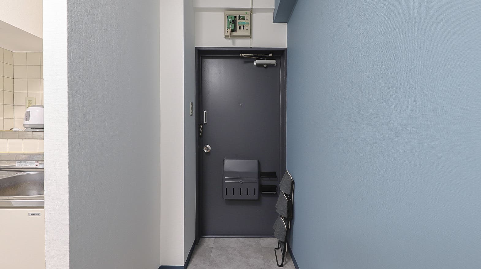 NEW✨【都立大徒歩２分】打合せやテレワークに最適｜⚡電源 WiFi TVモニター 無料｜HOLZ-501の写真5