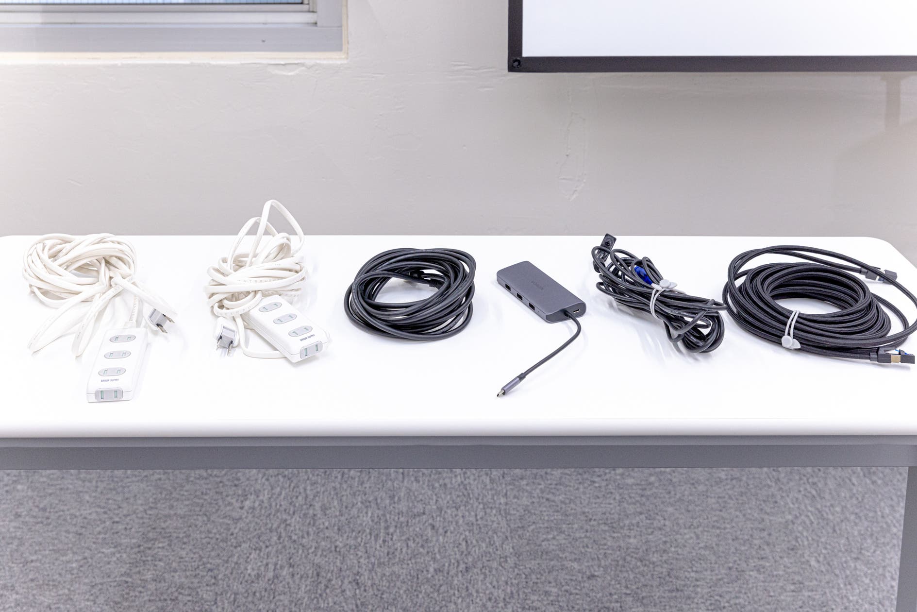 新宿・大久保駅 徒歩圏内！50名収容 ワンフロア貸切｜セミナー・交流会に最適｜土足OK｜Wi-Fi｜プロジェクター｜[14]の写真23