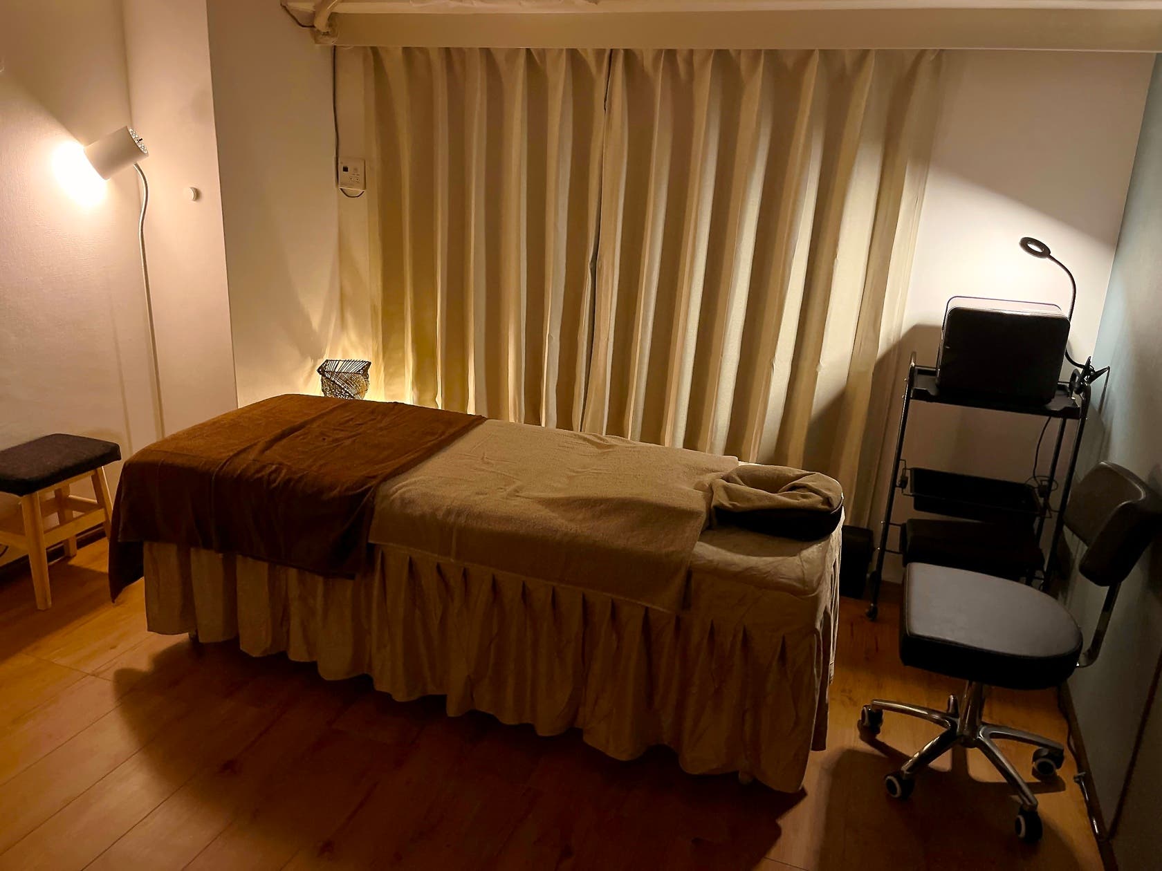 新大阪・西中島南方駅すぐ！ナチュラルでお洒落なレンタルサロン♪の写真5