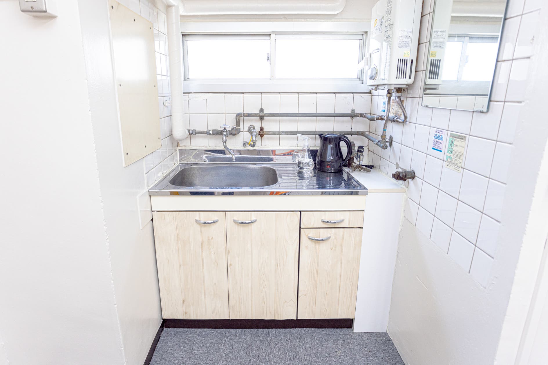 新宿・大久保駅 徒歩圏内！50名収容 ワンフロア貸切｜セミナー・交流会に最適｜土足OK｜Wi-Fi｜プロジェクター｜[14]の写真29